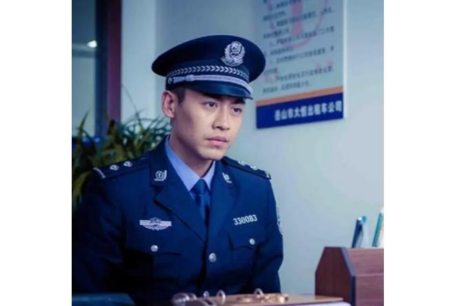 简凡 电视剧警察锅哥角色 搜狗百科