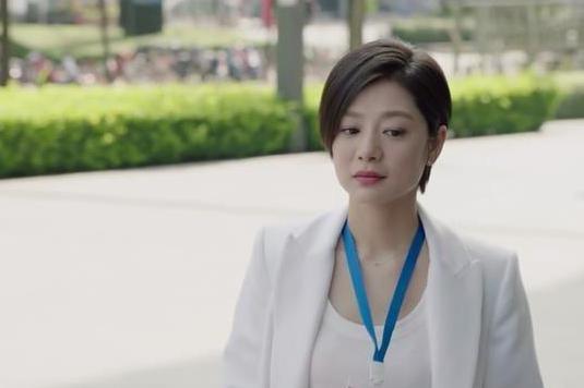 艾情 小说神之左手密室困游鱼中的女主角 搜狗百科