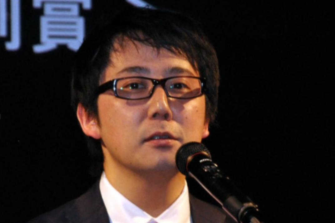 西尾维新 日本小说家漫画脚本作者 搜狗百科