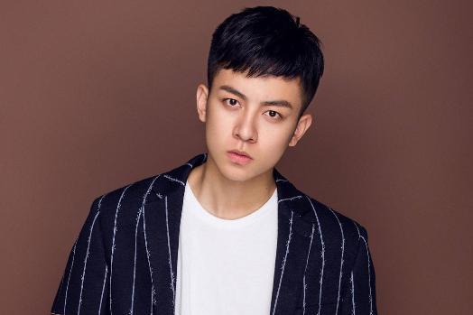 刘哲珲 中国内地男演员 搜狗百科