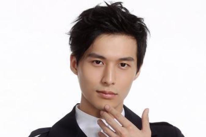 严爵 中国台湾歌手 搜狗百科