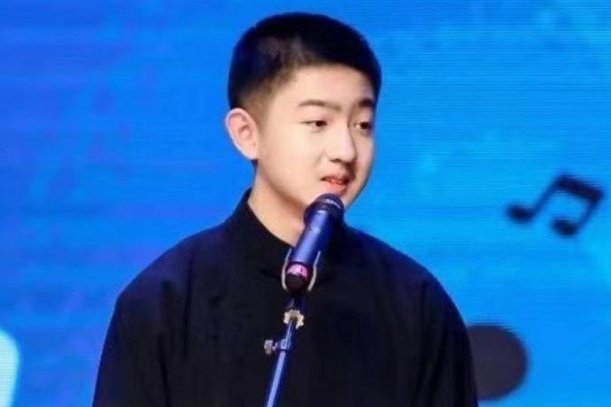 于云霆 相声演员于谦之子德云社云字科成员 搜狗百科