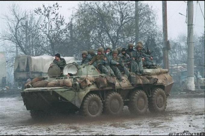 格罗兹尼巷战 格罗兹尼巷战 完整版_车臣活割女兵人头