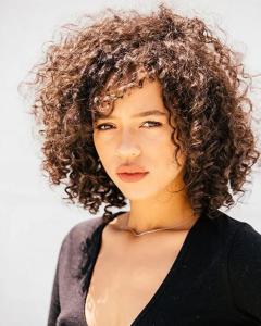 泰勒·拉塞尔 - 搜狗百科