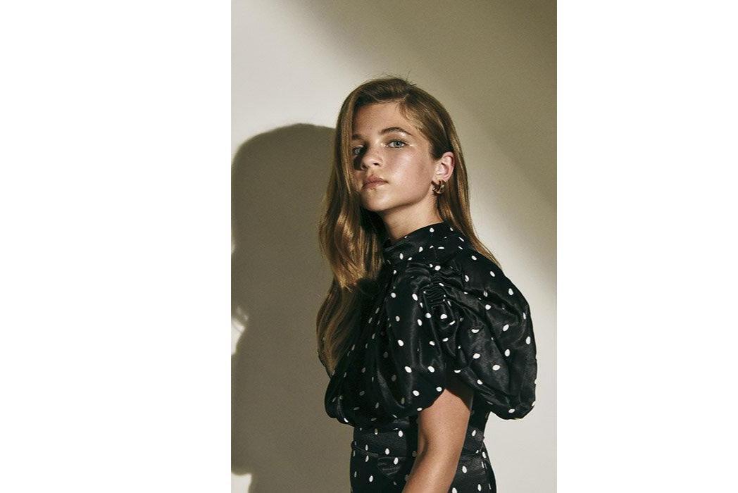 Raegan Revord(美国女演员)_搜狗百科