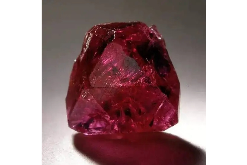 刚玉(氧化物矿物)_搜狗百科