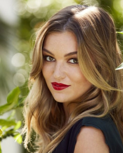 莉莉·西蒙斯 - 搜狗百科