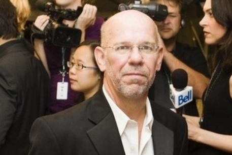 查尔斯·马丁·史密斯(美国男演员、导演、编剧、制作人)_搜狗百科